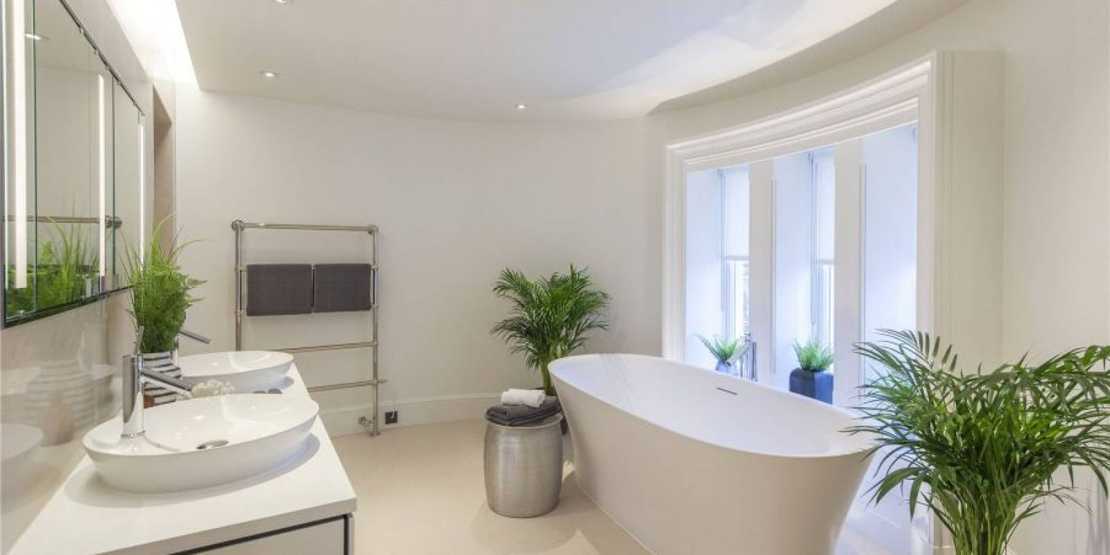 Gallery for Oceanic House, London