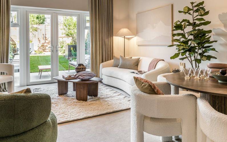 Gallery for Sunninghill Square, London