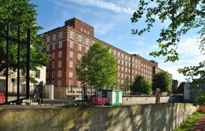 Gallery for Dolphin Square, London