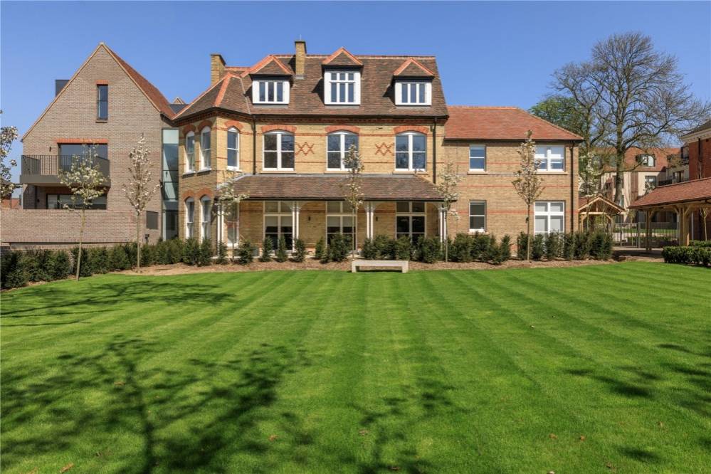 Gallery for Woodside Square, London